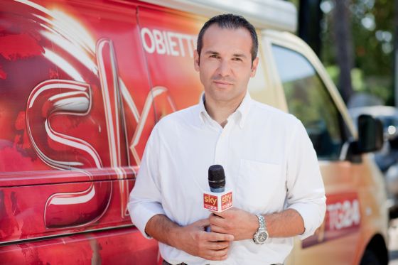 Domani No e l’amico in più: intervista a Roberto Tallei (Sky Tg24 ...